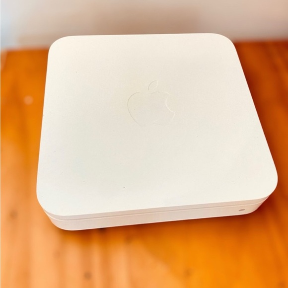 Apple | Computers, Laptops & Parts | Apple A48 Airport Extreme Base ...